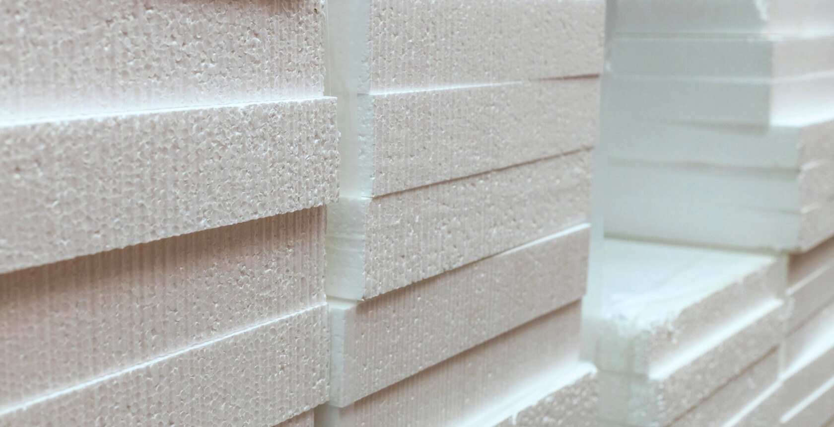 Jaki styropian wybrać? Rodzaje styropianu, zastosowanie i właściwości
